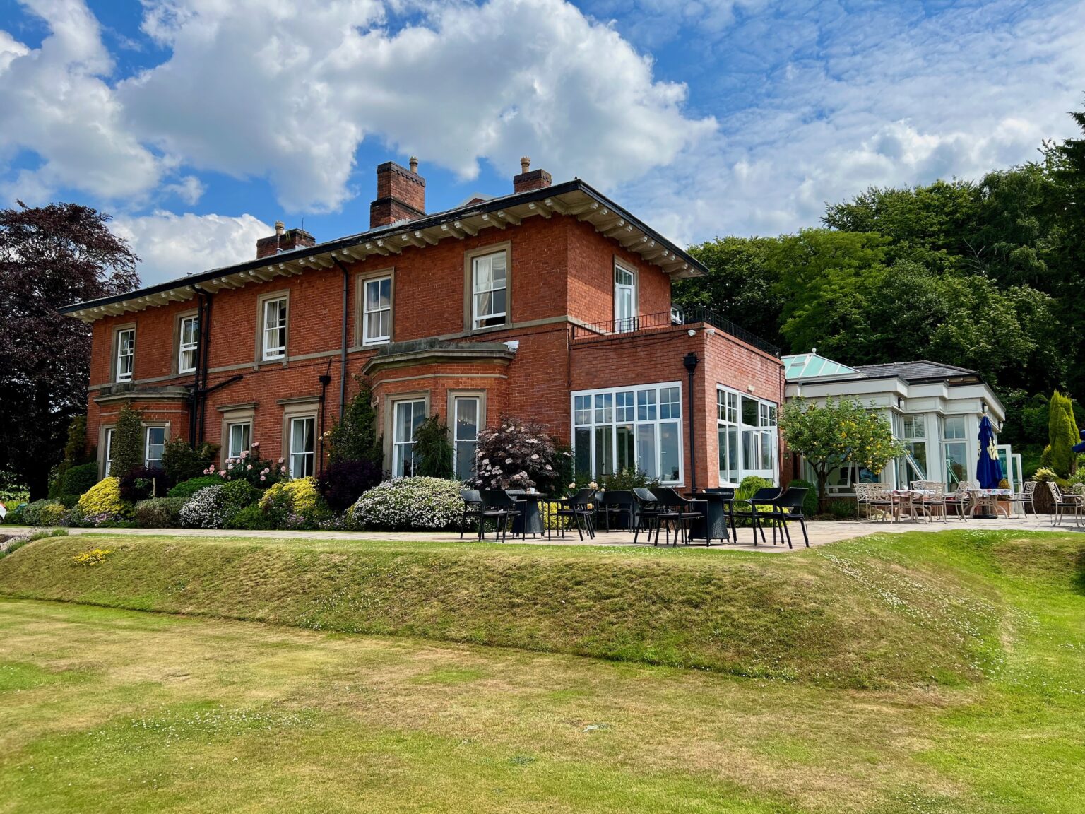Hotel In Stoke On Trent - The Upper House Hotel